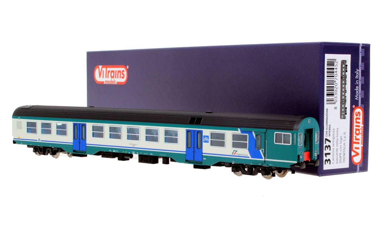 Vitrains 3137 FS carrozza semipilota passante MDVC livrea XMPR di 2 cl ...