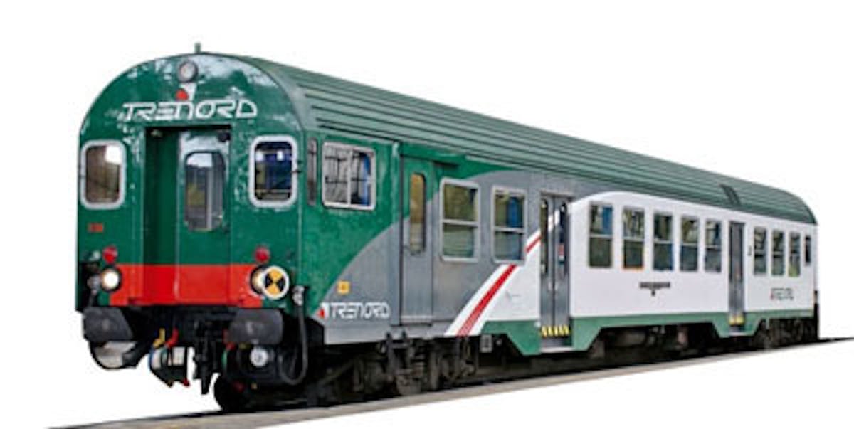 Vitrains 3145 MDVC livrea TRENORD carrozza semipilota passante 2 cl. ep ...