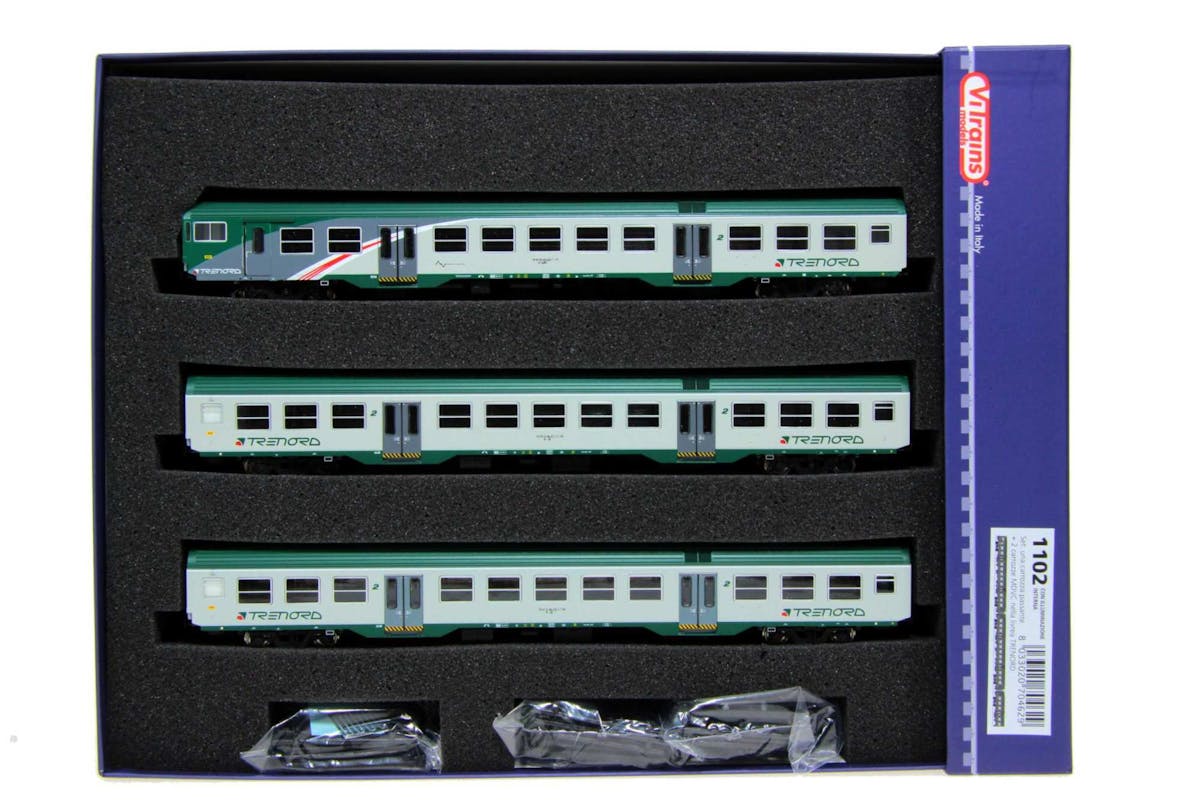 Vitrains 1102 MDVC livrea TRENORD set 3 carrozze con semipilota ...