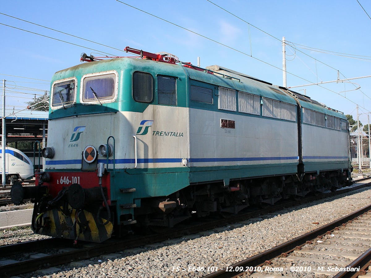 Acme 60590 FS E.646 101 navetta, lirea XMPR con griglie bianche, OML Roma S.L. ep.V - TecnoModel.it