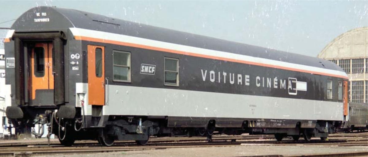 Acme 50857 SNCF Carrozza cinema in livrea Corail. ep.IV-V - TecnoModel.it
