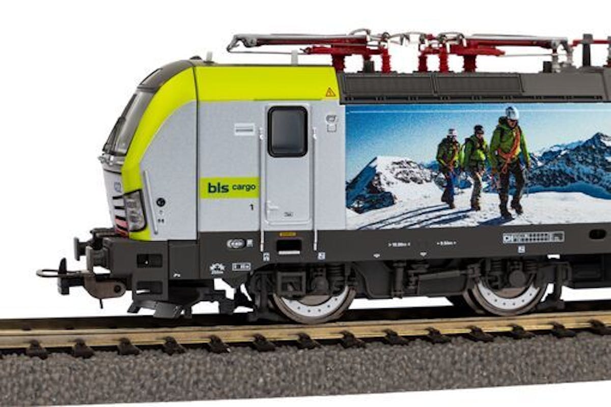 Piko 21608 BLS Cargo Locomotiva elettrica Vectron ''New Alpinisti'', ep.VI - DCC Sound ...