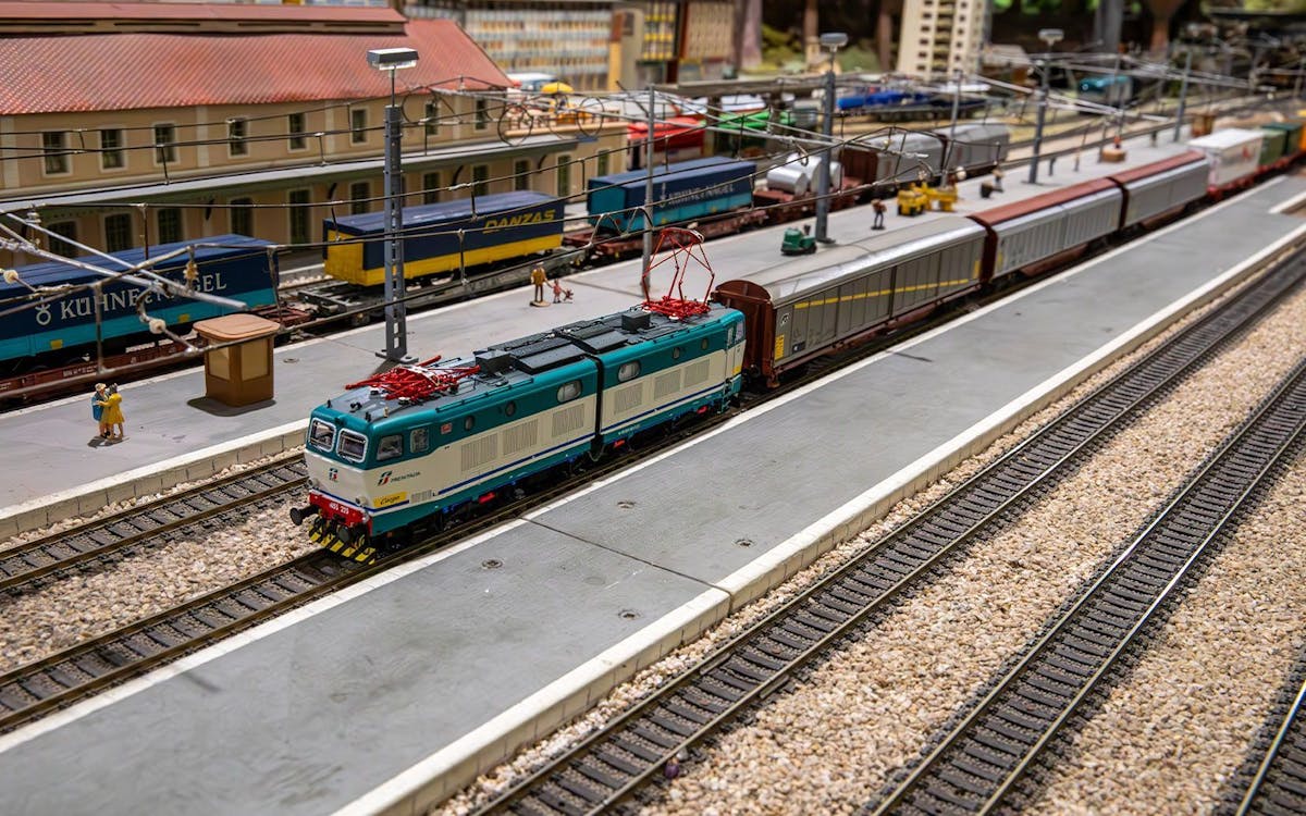 Rivarossi HR2967 FS, locomotiva elettrica E.655, 2a serie, livrea XMPR ...