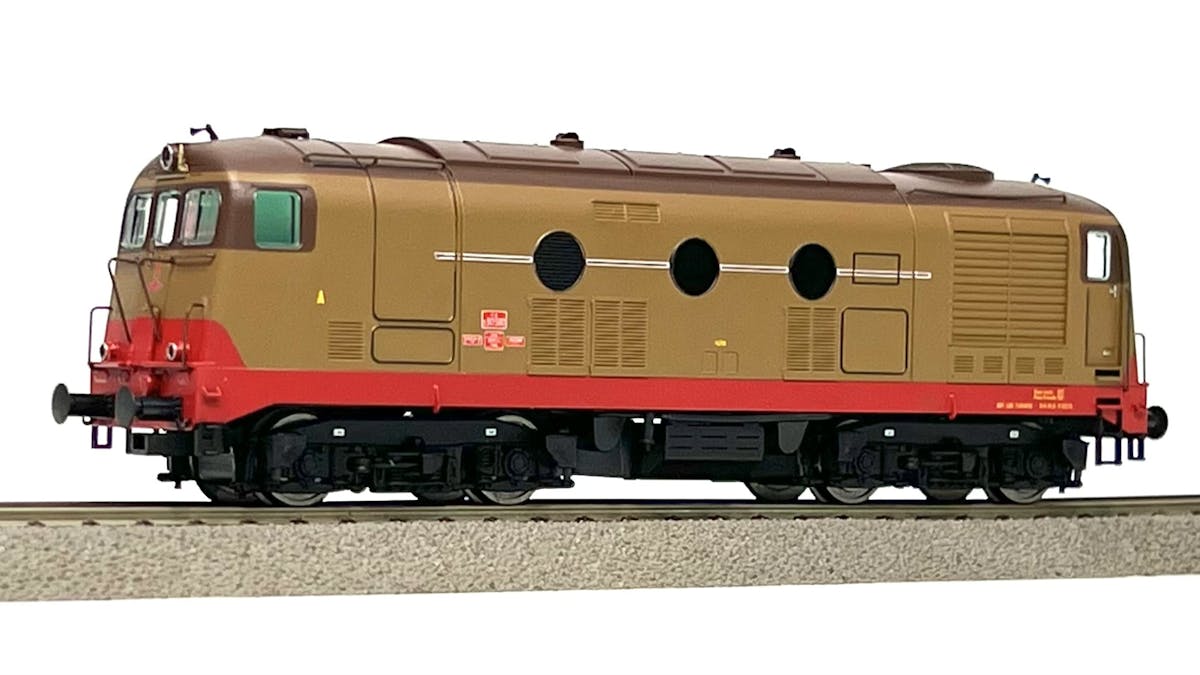 Os.kar 1013 FS locomotiva diesel D.341 5001 prima serie costruzione ...